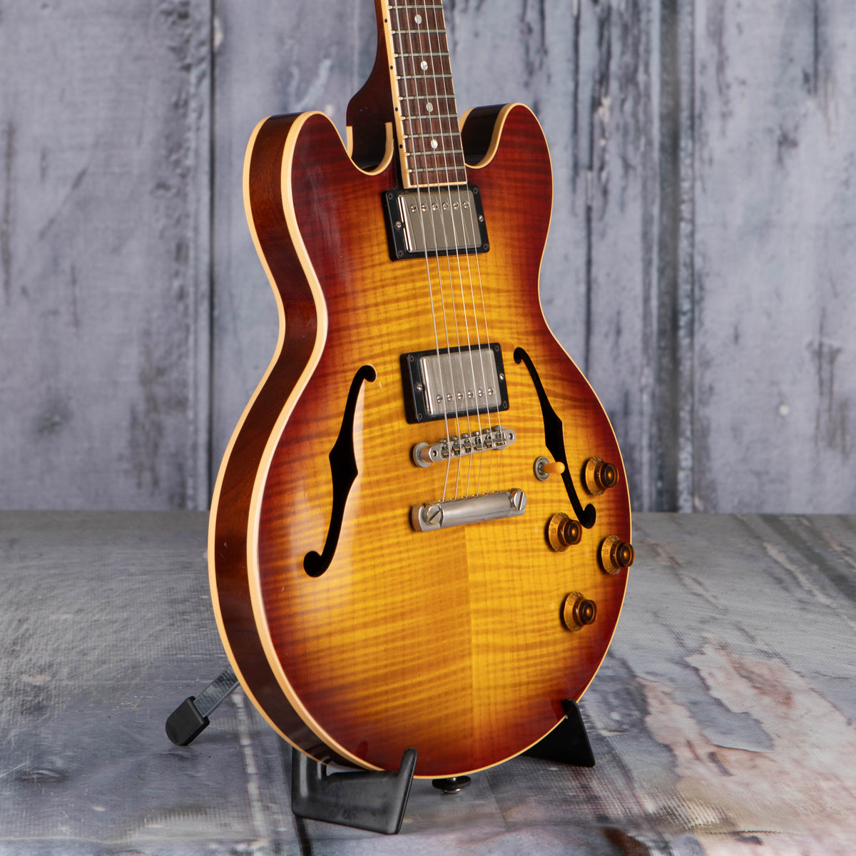 Used Guitars | For Sale | Replay Guitar Exchange