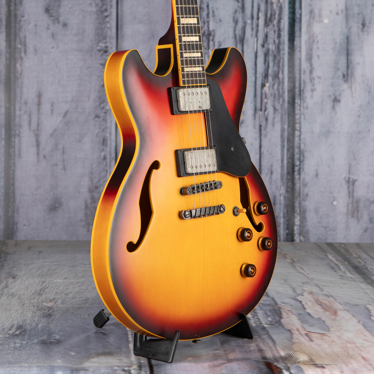 Used Guitars | For Sale | Replay Guitar Exchange