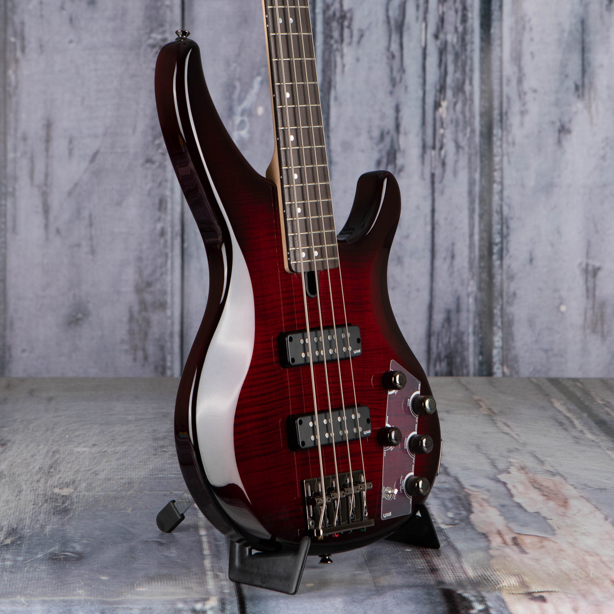 Electric Bass | For Sale | Replay Guitar Exchange